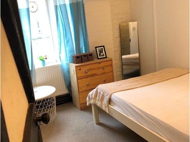St. Peter's Street Mews, London N1, 2 bed flat to rent, £2,500 pcm | PrimeLocation