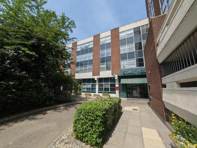 St. Peters Street, Colchester 2 bed apartment to rent £1,050 pcm £242 pw