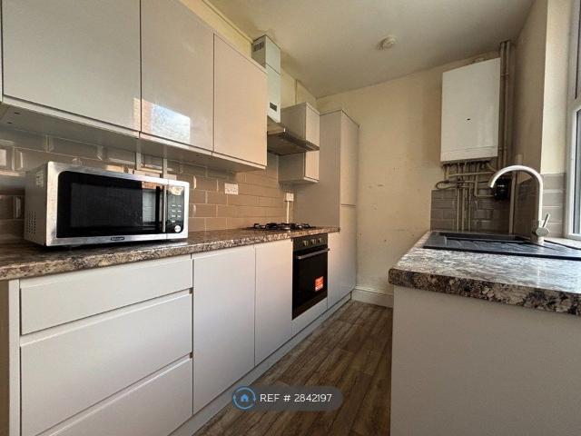 St. Peters Street, Syston, Leicester LE7, 2 bed terraced house to rent, £995 pcm | PrimeLocation