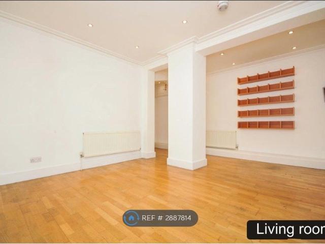 St. Peters Road, Croydon CR0, 1 bed flat to rent, £1,350 pcm | PrimeLocation