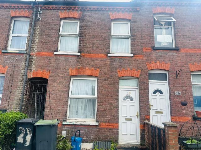 St. Peters Road, Luton LU1, 2 bed terraced house to rent, £1,300 pcm | PrimeLocation