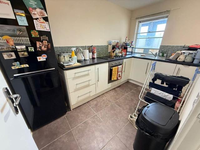 St Peters Terrace, Shepton Mallet BA4, 1 bed flat to rent, £775 pcm | PrimeLocation