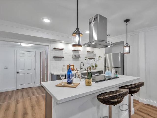 St. Petersburg House. Spacious & modern