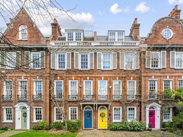 St. Petersburgh Place, W2 6 bed townhouse to rent £13,000 pcm £3,000 pw