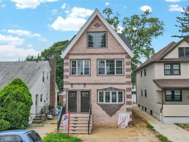 St, Saint Albans, Home For Sale