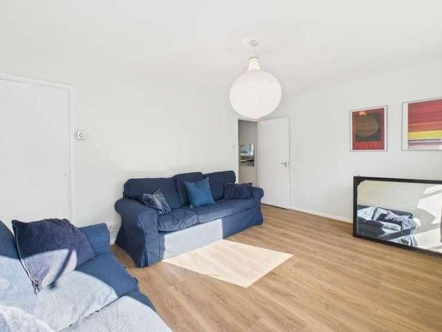 St Saviours Estate, Bermondsey, SE1