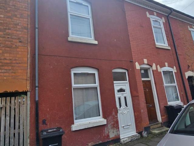 St. Silas Square, Birmingham B19, 3 bed terraced house to rent, £1,500 pcm | PrimeLocation