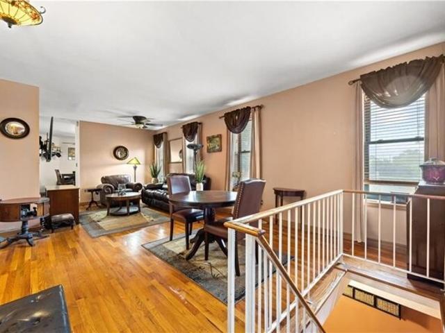 St St Apt B, Brooklyn, Property For Sale