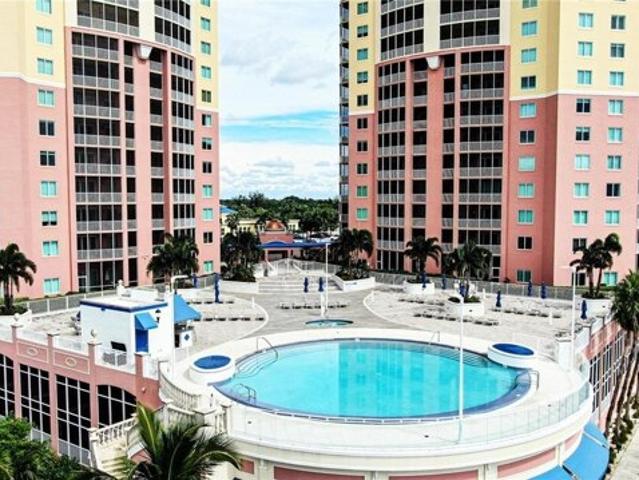 St St Apt,fort Myers, Condo For Sale