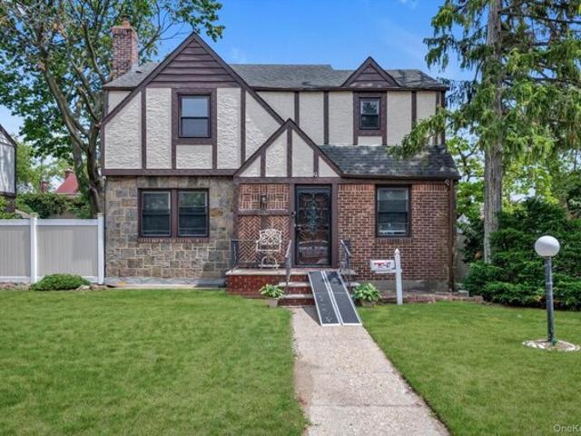 St St, Cambria Heights, Home For Sale
