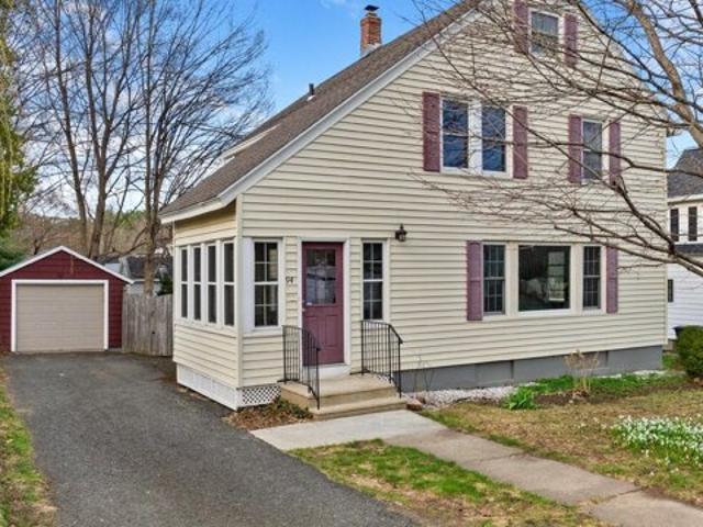 St St, Dalton, Home For Sale