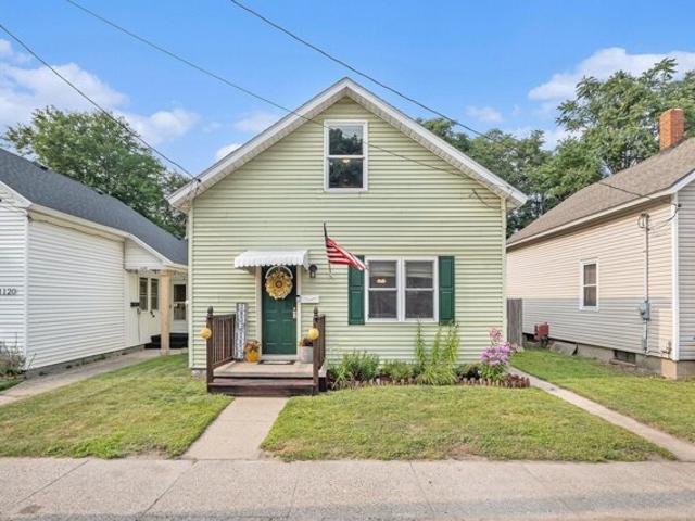 St St, Manistee, Home For Sale