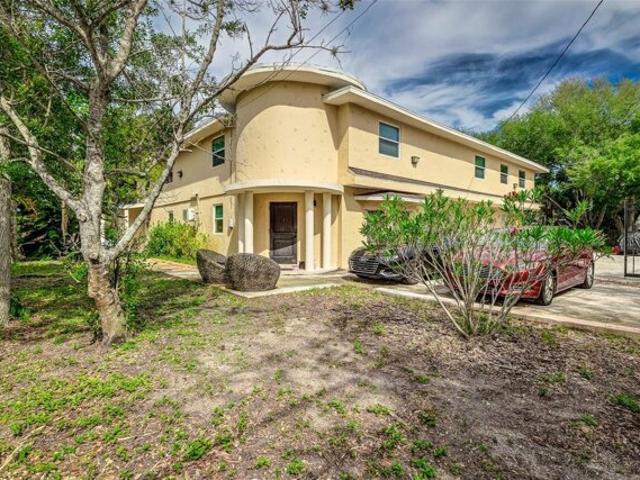 St St N, Saint Petersburg, Home For Sale
