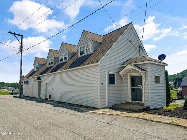 St St, Nanty Glo, Home For Sale