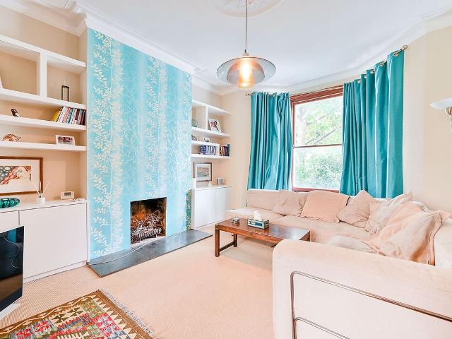 St Stephens Avenue, Shepherd's Bush, London W12, 2 bed maisonette to rent, £4,000 pcm | PrimeLocation