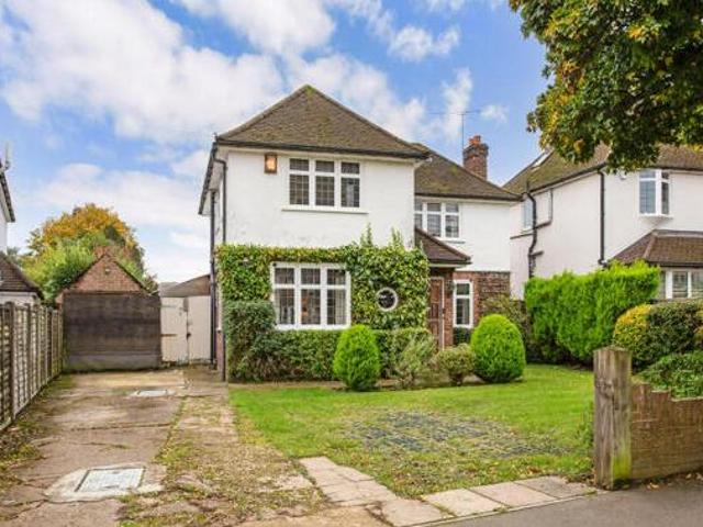 St. Stephens Avenue, St. Albans, 3 Bedroom Detached