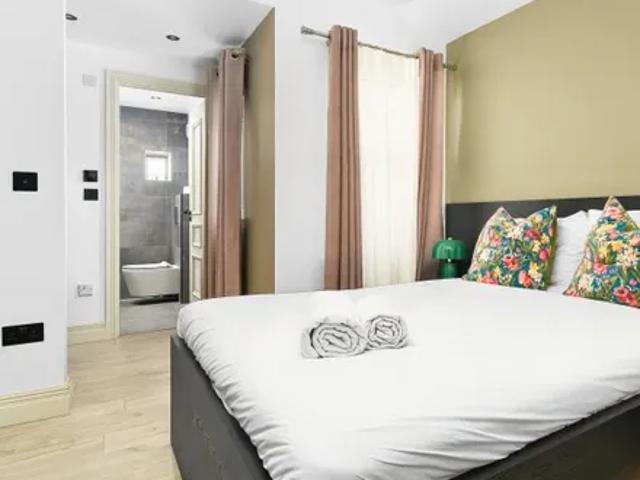 St Stephen's Church of England Primary School, Dorset Road, London, SW8 1EJ, United Kingdom | Studio apartment for rent #132872419 | Rentberry