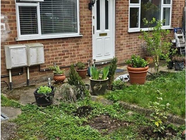 St. Stephens Court, Enfield EN1, 2 bed maisonette to rent, £2,100 pcm | PrimeLocation