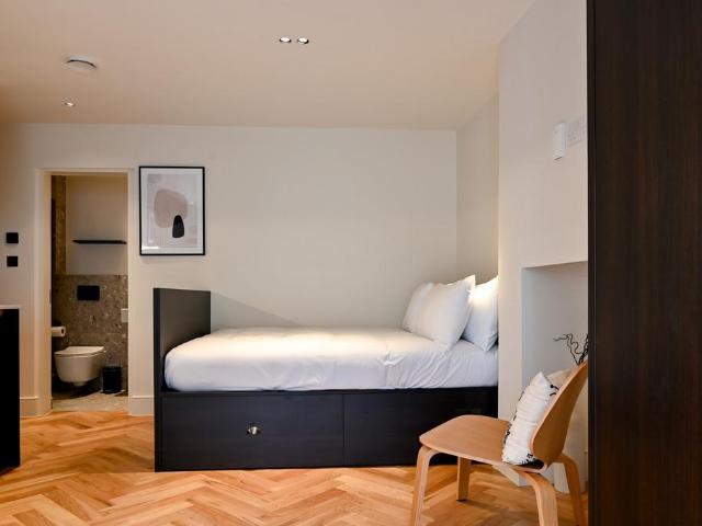St. Stephens Crescent, London W2 Studio to rent £2,355 pcm £543 pw