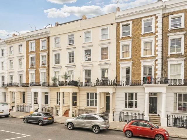 St Stephens Gardens, London W2 1 bed flat to rent £3,300 pcm £762 pw