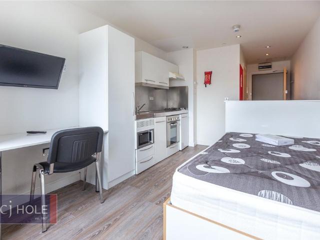St. Stephens House, Bristol BS1 Studio to rent £1,050 pcm £242 pw