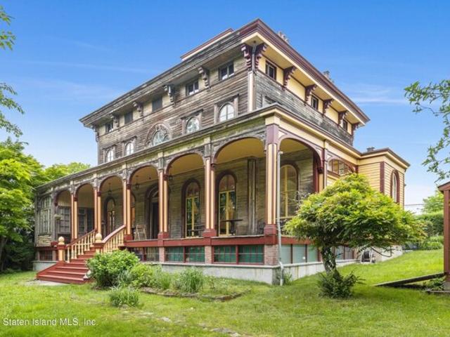 St Stephens Pl, Staten Island, Home For Sale