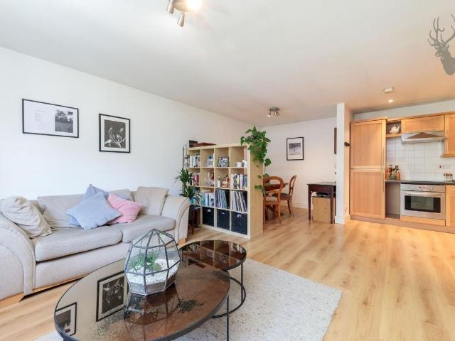 St. Stephens Road, Bow E3, 1 bed flat to rent, £1,950 pcm | PrimeLocation