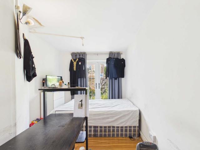 St. Stephens Road, London E3, Room to rent, £1,100 pcm | PrimeLocation