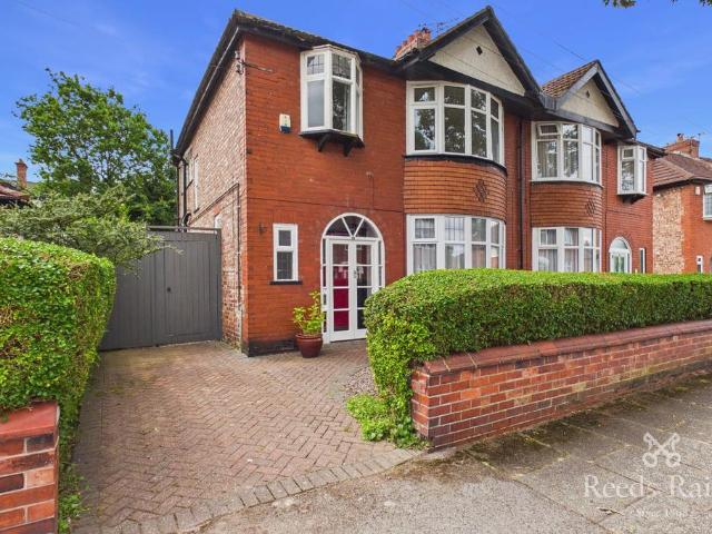 Stothard Road, Manchester M32 3 bed semi detached house to rent £1,795 pcm £414 pw
