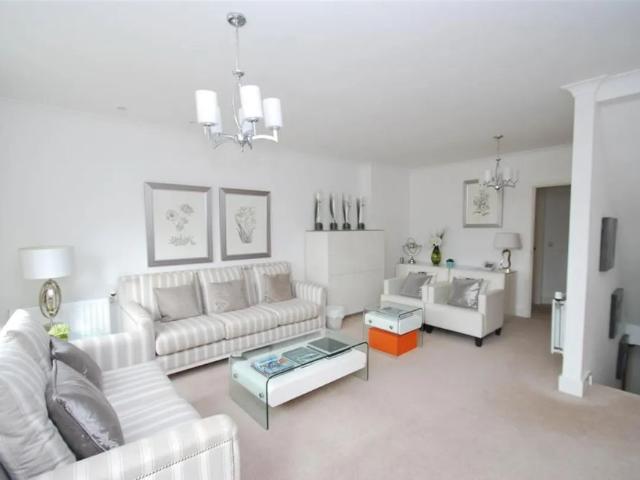 Stothert Avenue, BATH