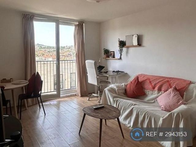 Stothert Avenue, Bath, BA2 1 bed flat to rent £1,550 pcm £358 pw