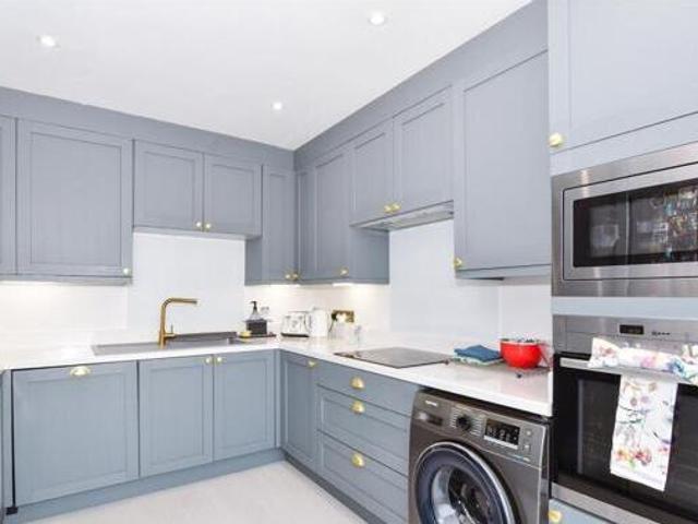 Stour Valley Close, Upstreet, 3 Bedroom Chalet