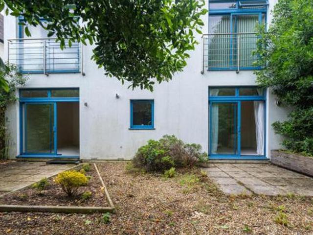Stourcliffe Avenue, The Lighthouse, Southbourne, 2 Bedroom Apartment