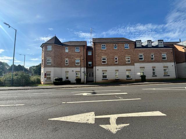 Stourhead Road, Rugby CV22, 2 bed flat to rent, £950 pcm | PrimeLocation