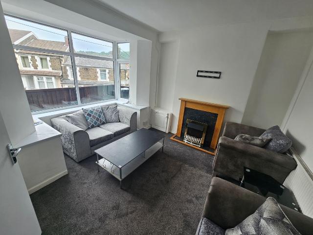 Stow Hill, Pontypridd CF37, 4 bed terraced house to rent, £1,200 pcm | PrimeLocation