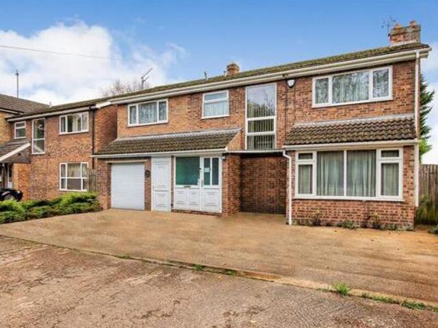 Stow Road, Stow cum quy, 4 Bedroom Detached