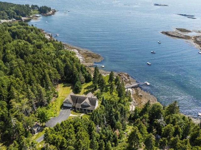 Stowaway Rd, Southport, Home For Sale