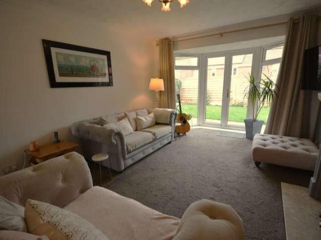 Stowe Gardens, Leigh, WN7