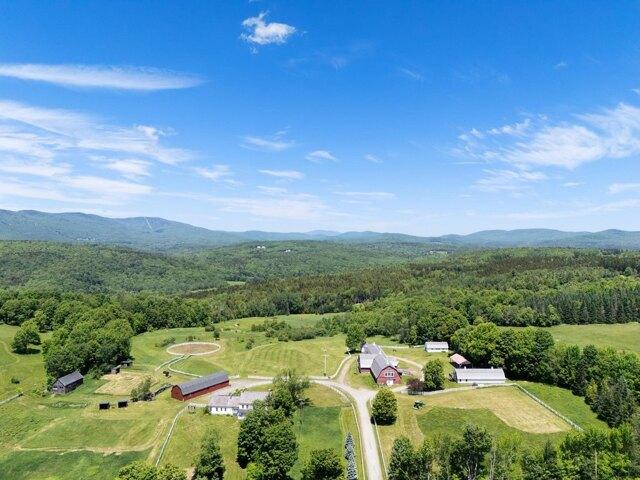 Stowe Hill Rd, Wilmington, Home For Sale