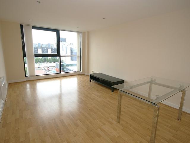 stobcross street, 2 bed executive unfurnished apartment, finnieston