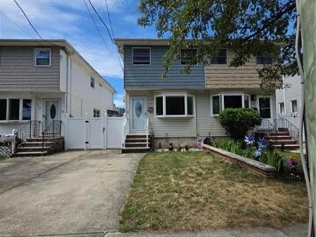 Stobe Ave, Staten Island, Home For Sale