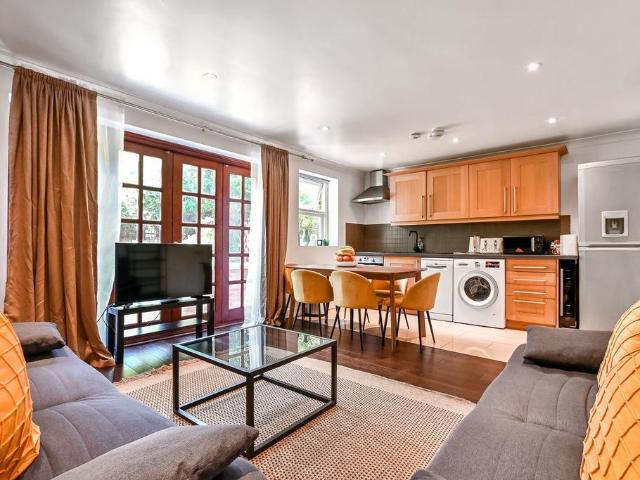 Stock Orchard Crescent, Hillmarton. 3 bed house to rent £6,799 pcm £1,569 pw