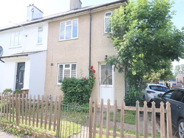 Stockbreach Road, Hatfield, Hertfordshire AL10, 2 bed property to rent, £1,700 pcm | PrimeLocation