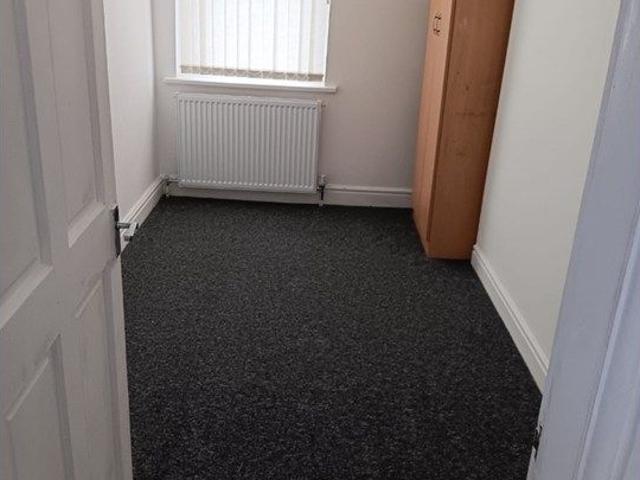 Stockport Road, Manchester M19, Studio to rent, £700 pcm | PrimeLocation