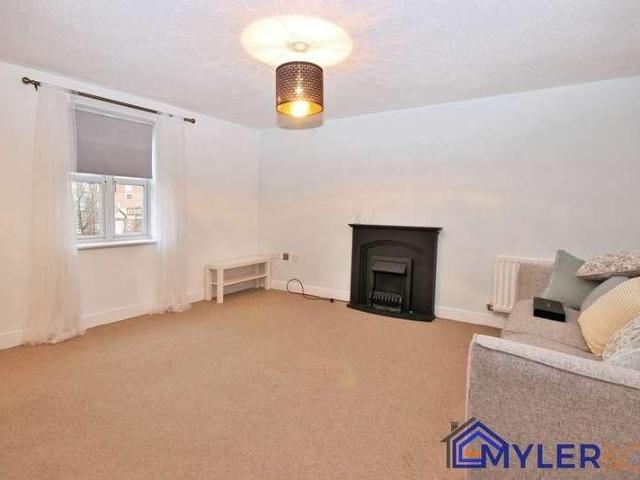 Stockswell Farm Court, Widnes, WA8