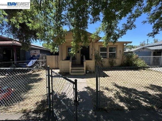Stockton, CA 95205