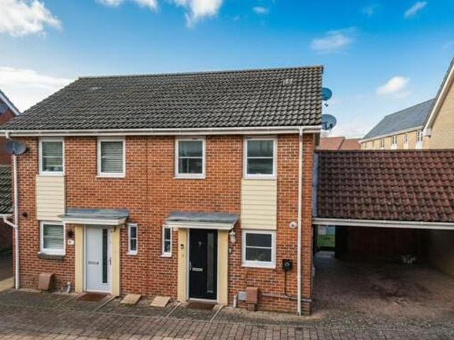 Stockwell Road, Queens Hills, 2 Bedroom Semi detached