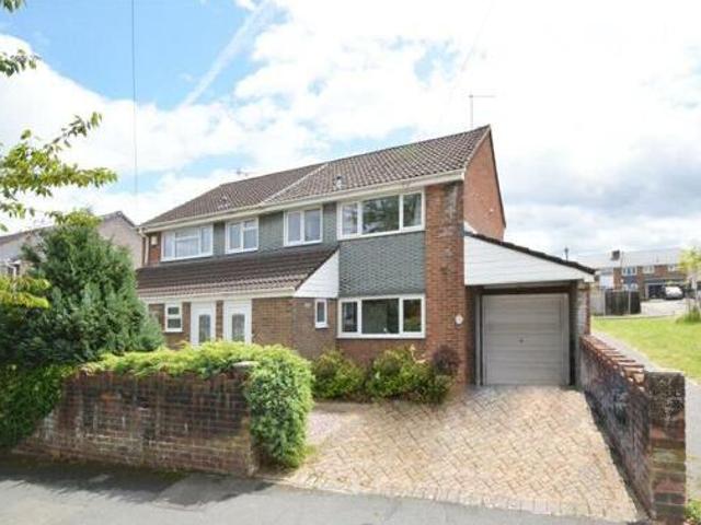 Stockwood Road, Stockwood, 3 Bedroom Semi detached