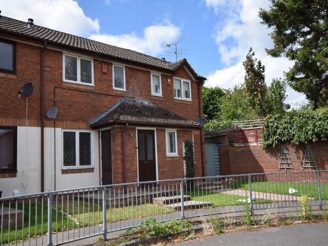 Stockwood Way, Farnham, Surrey GU9, 2 bed terraced house to rent, £1,500 pcm | PrimeLocation