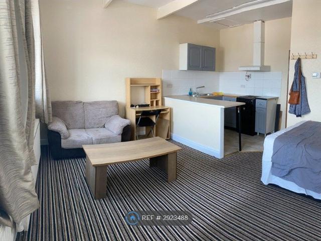 Stoke, Coventry CV2, Studio to rent, £525 pcm | PrimeLocation
